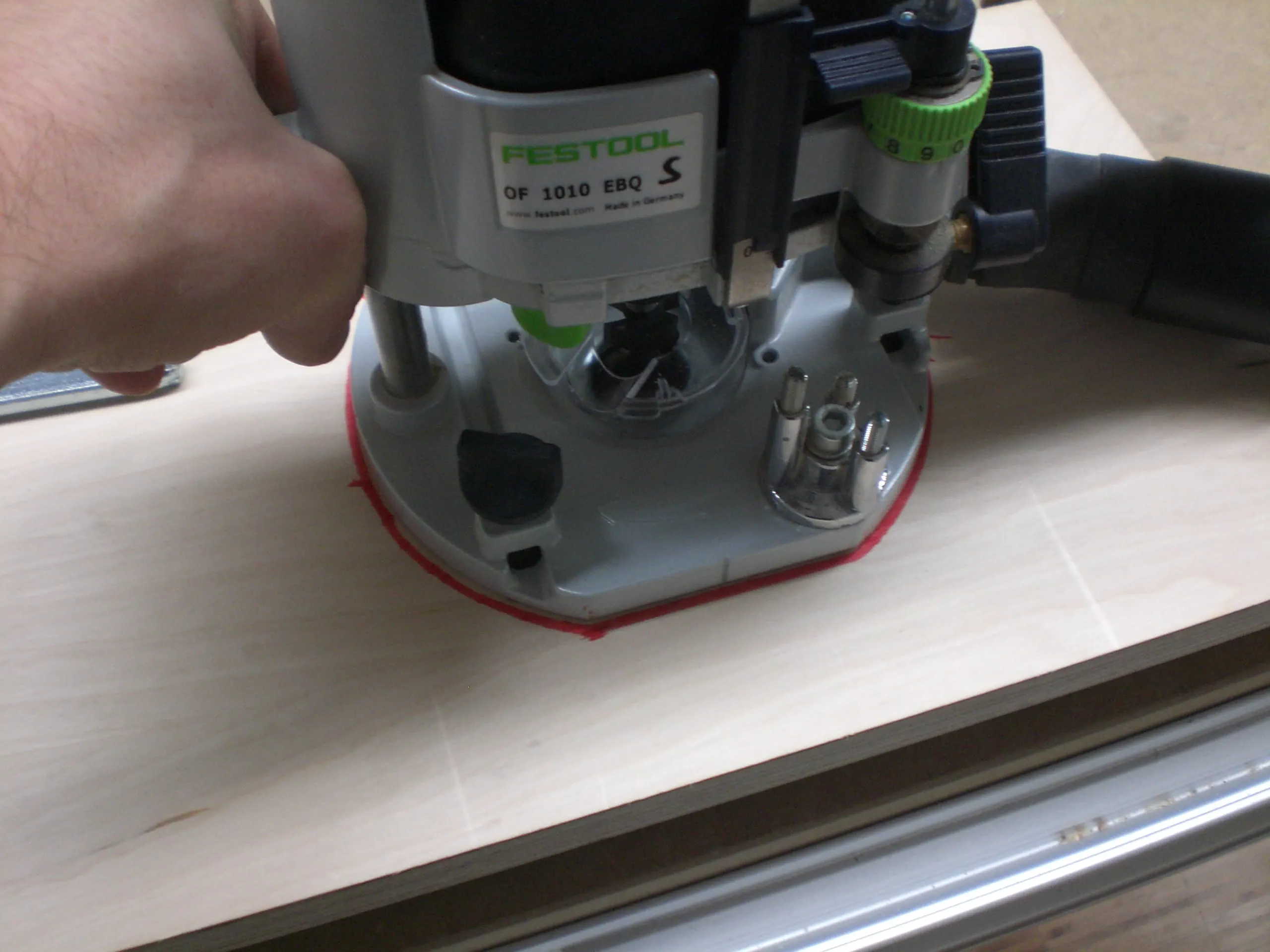 Routing Recessed Handles Using the Router - Festool