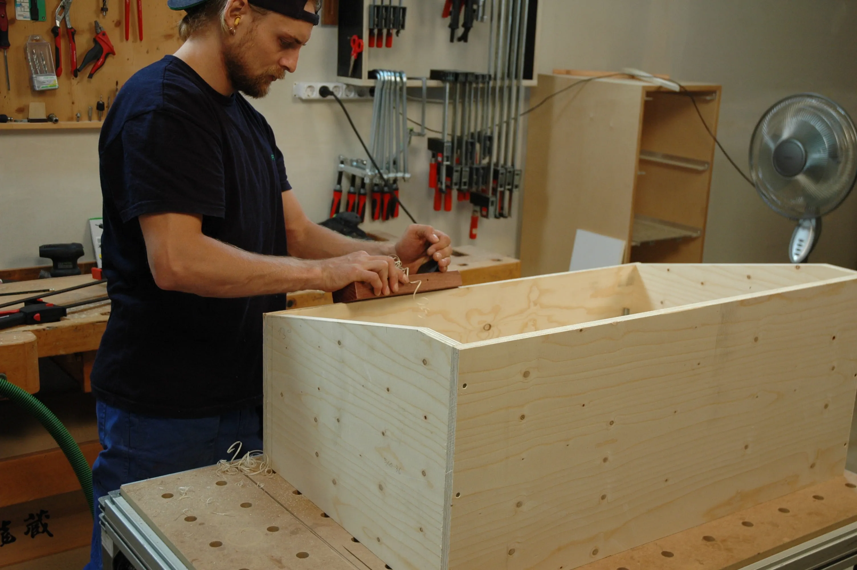 Build your own cold frame | Cold frame tutorial