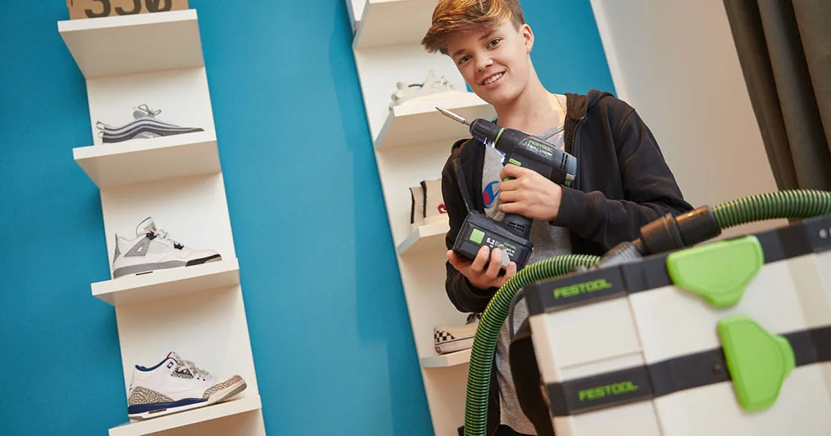 A dream become true: This student builds his own shoe rack I Festool Blog